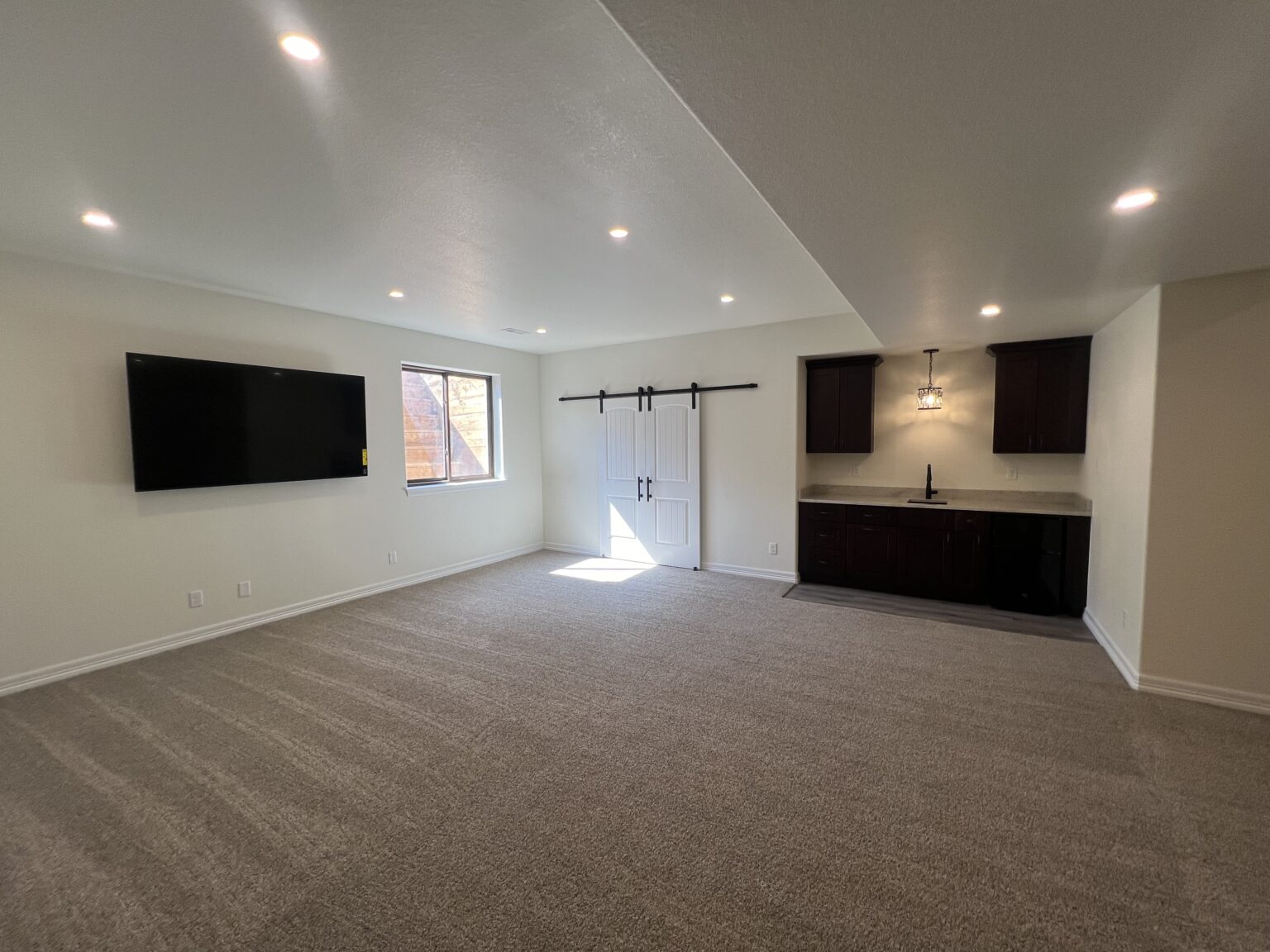 Finished Basements - Capital Construction